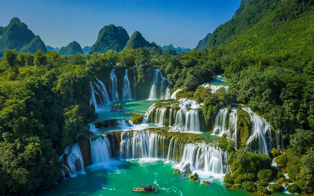Ban Gioc Waterfall best Adventure Tour in 2023